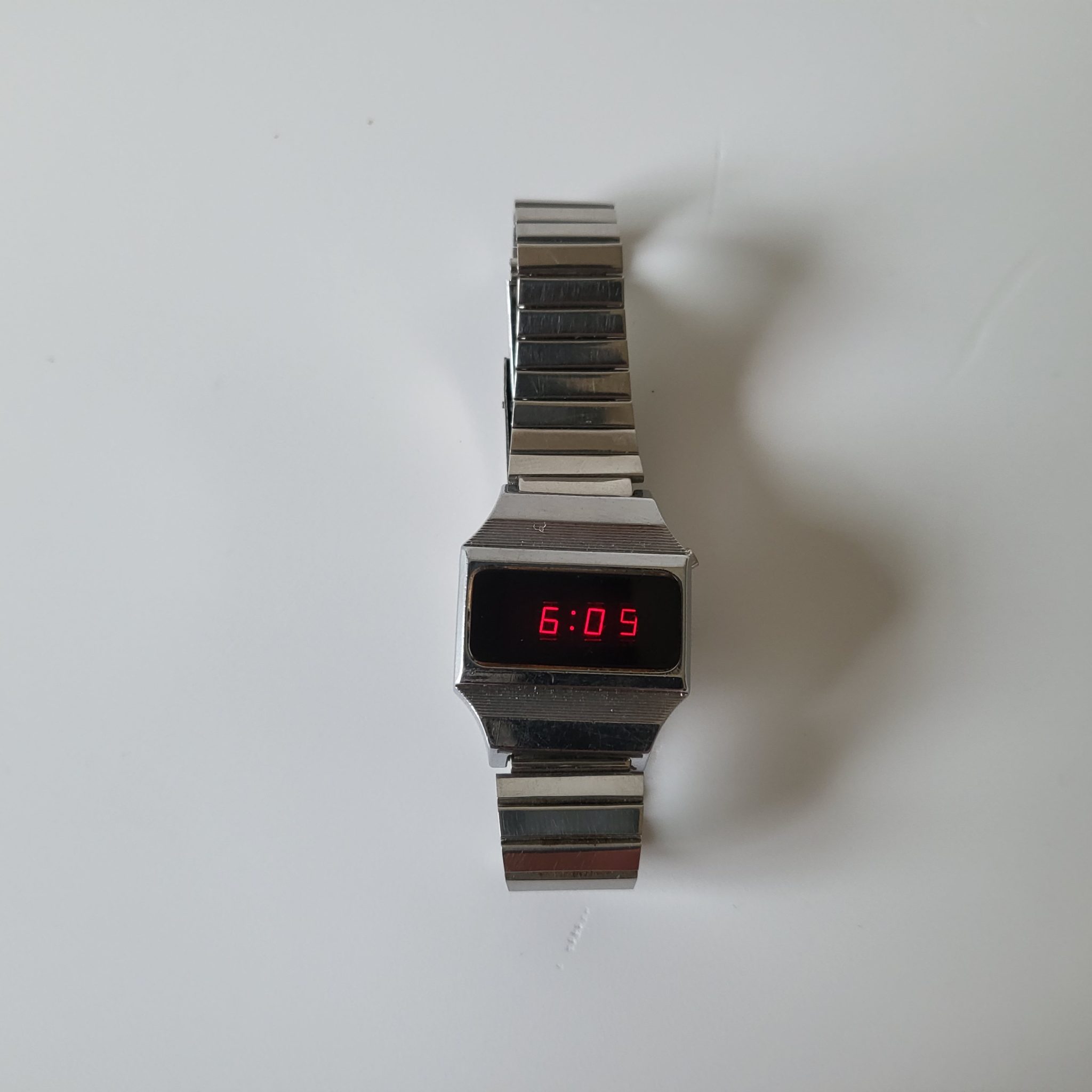 Vintage Rare 1970s TIMEX SSQ F-Cell Red LED Retro Chrome Digital Watch ...