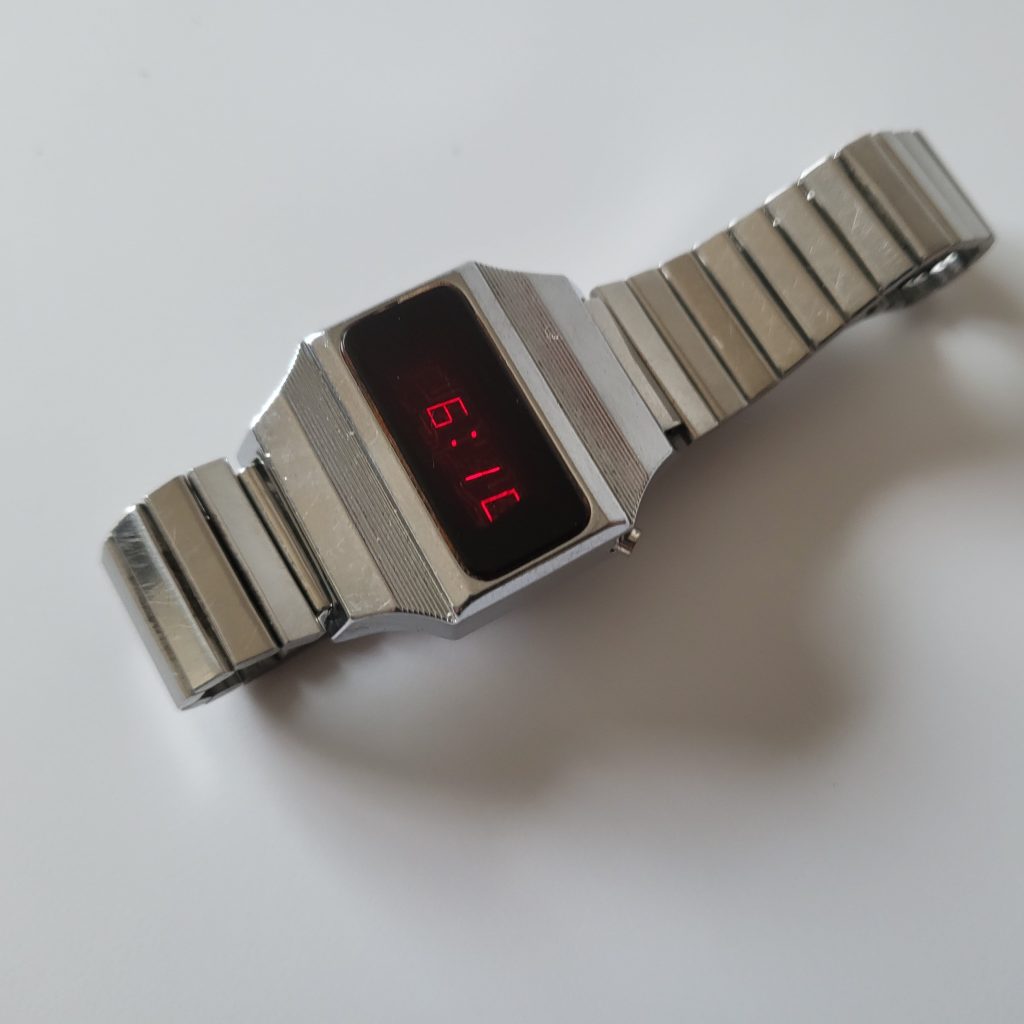 Vintage Rare 1970s TIMEX SSQ F-Cell Red LED Retro Chrome Digital Watch ...